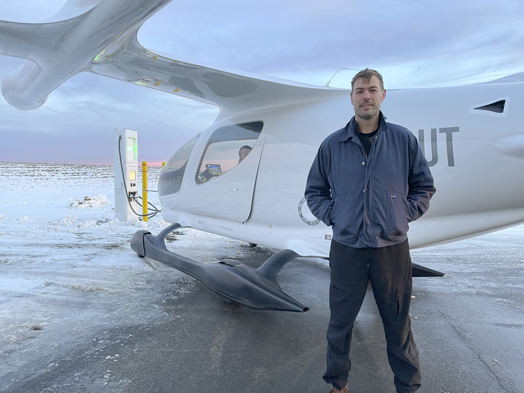 Electric aircraft makes stop in Jamestown | News, Sports, Jobs ...